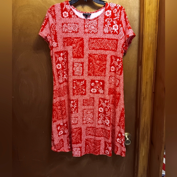 Allison Brittney | Dresses | Allison Brittney Red And White Patterned ...